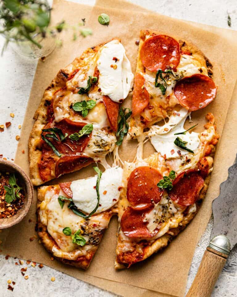 Pepperoni Flatbread Pizza (Naan) - Bites with Bri