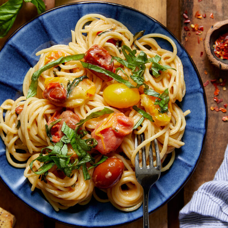 Basil Pasta with Cherry Tomatoes - Bites with Bri
