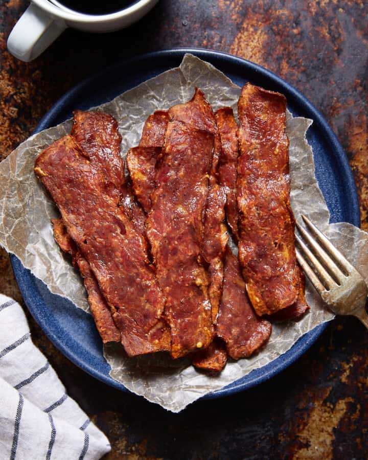 How to Cook Turkey Bacon in the Oven - Bites with Bri