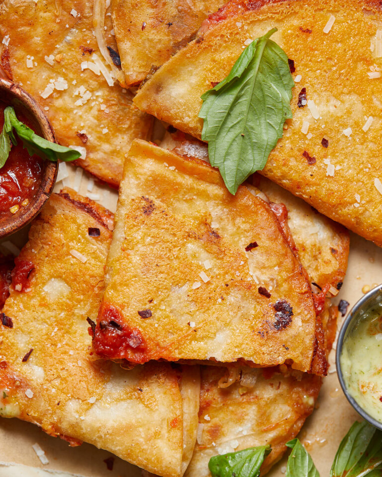 The BEST Pizza Tortilla Wrap (Ready in Minutes!) - Bites with Bri