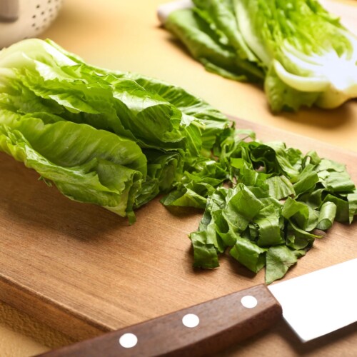 How To Cut Romaine Lettuce for Salad (Caesar, etc.) - Bites with Bri