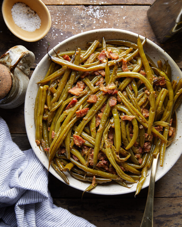 Easy Crockpot Green Beans (Southern Style) - Bites with Bri