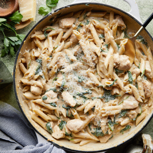 Easy Creamy Garlic Chicken Pasta - Bites with Bri