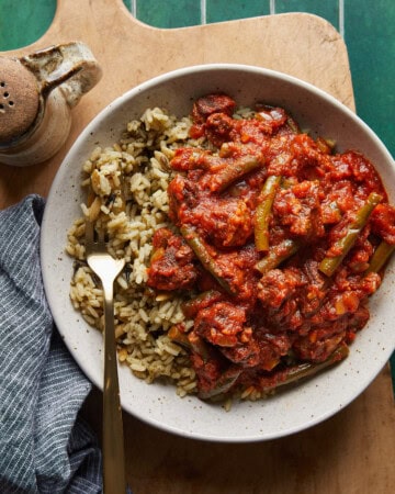 Lebanese Green Bean Stew with Beef (Loubieh Bi Zeit) - Bites with Bri