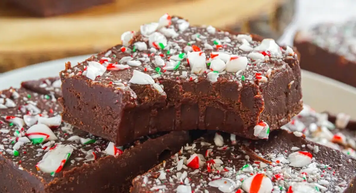 20 Sweet Peppermint Recipes for Christmas - Bites with Bri